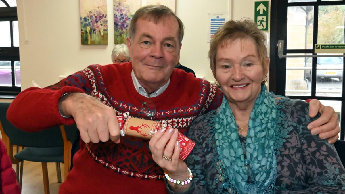 More than 100 people enjoy festive party in Wadebridge | holsworthy ...