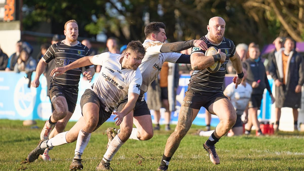 Match report: CABs comfortably beaten at Brixham | holsworthy-today.co.uk