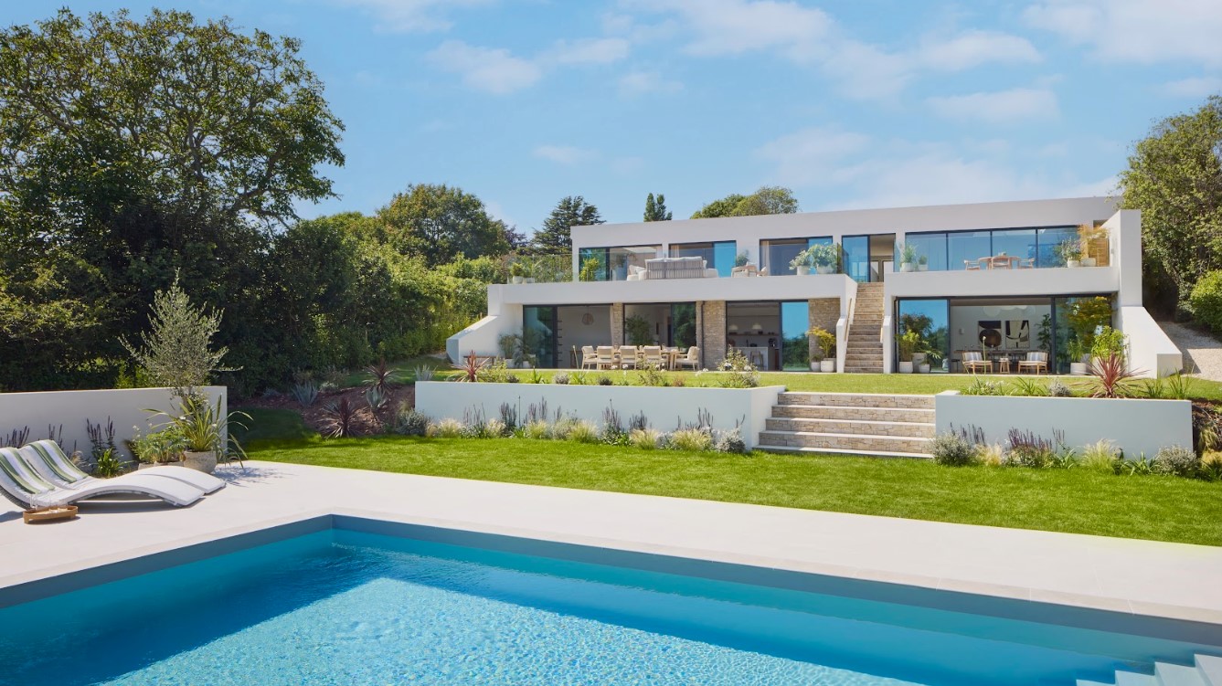 "Luxurious" Devon home worth £2m up for grabs in Omaze House Draw ...