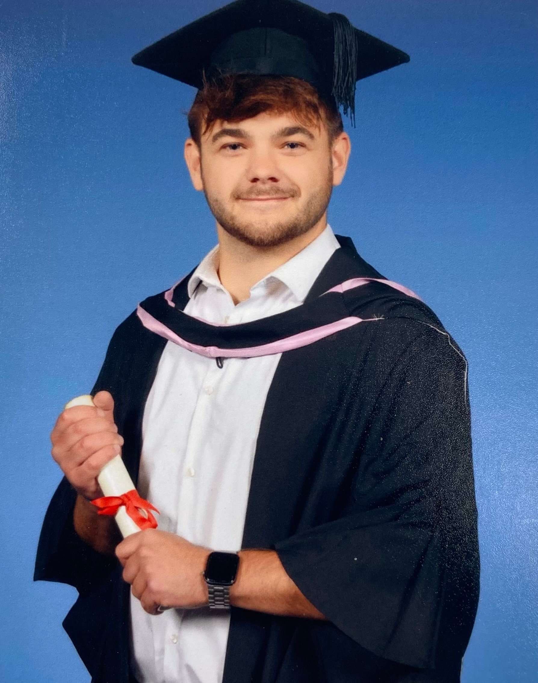 Graduation: Lewis Wosnitzka | holsworthy-today.co.uk