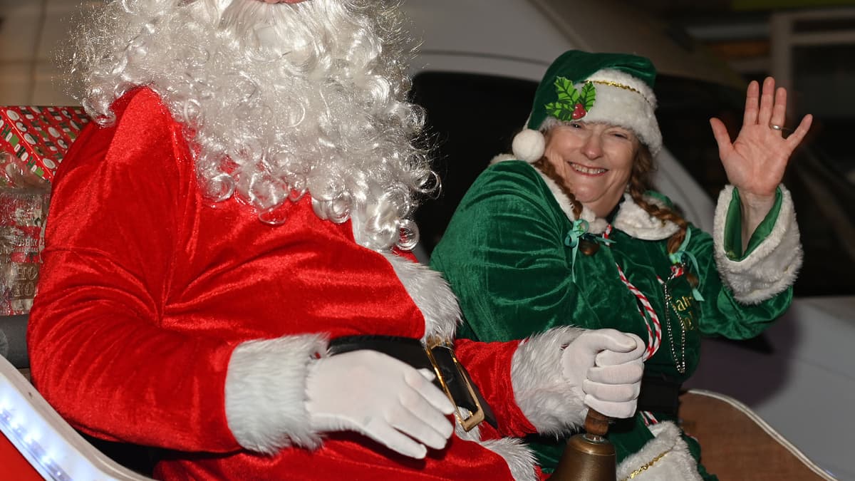 Christmas kicks off in Camelford with the winter festival | holsworthy ...