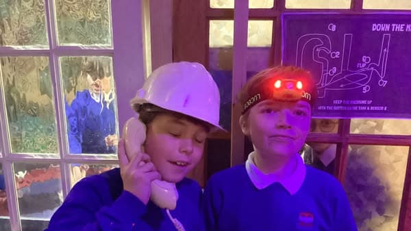 Altarnun students gets hands on during science museum visit ...