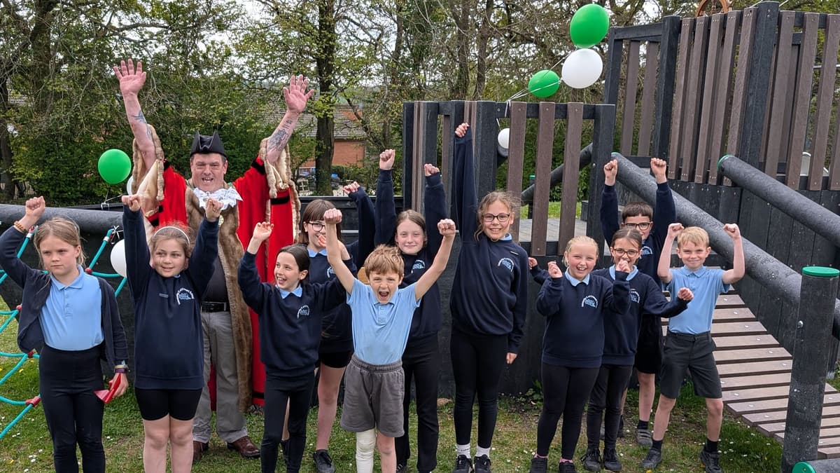 HMS Gladiator declared officially open by Holsworthy mayor and children ...