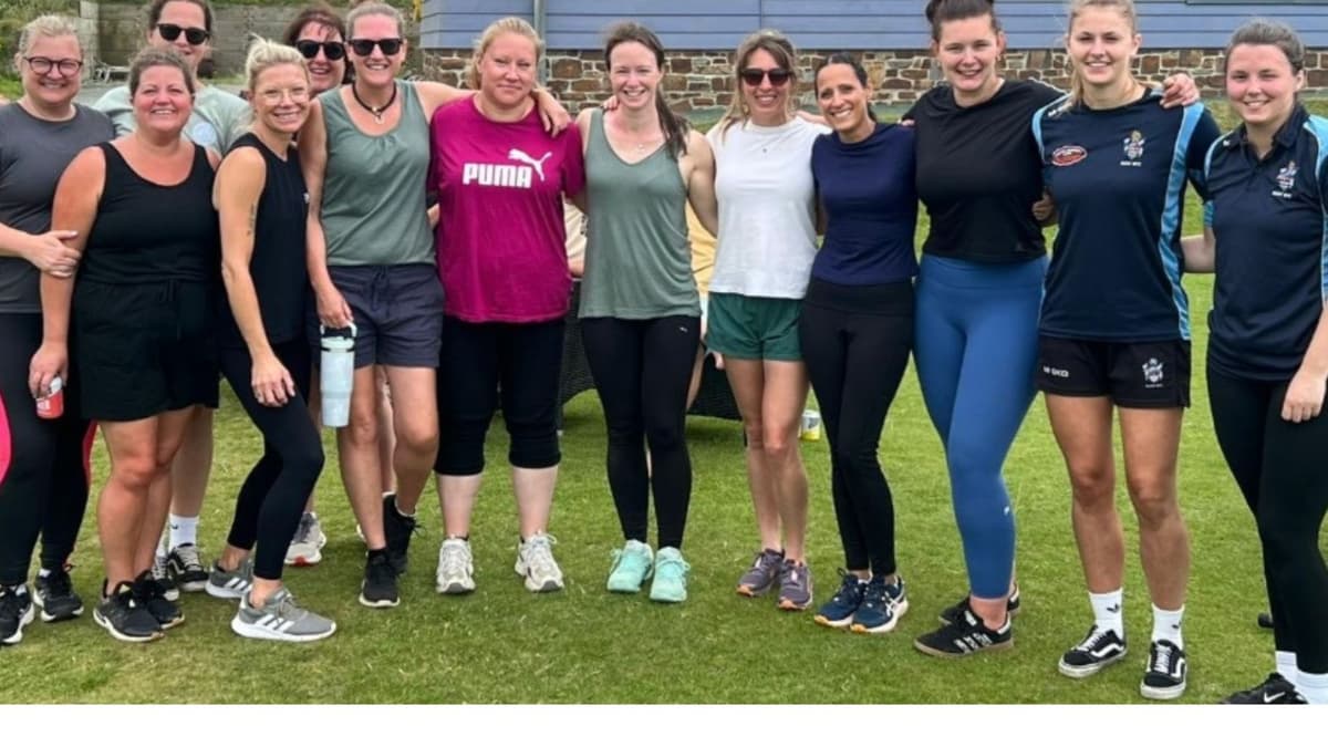 Bude enjoy historic day of women's cricket at Crooklets | holsworthy ...