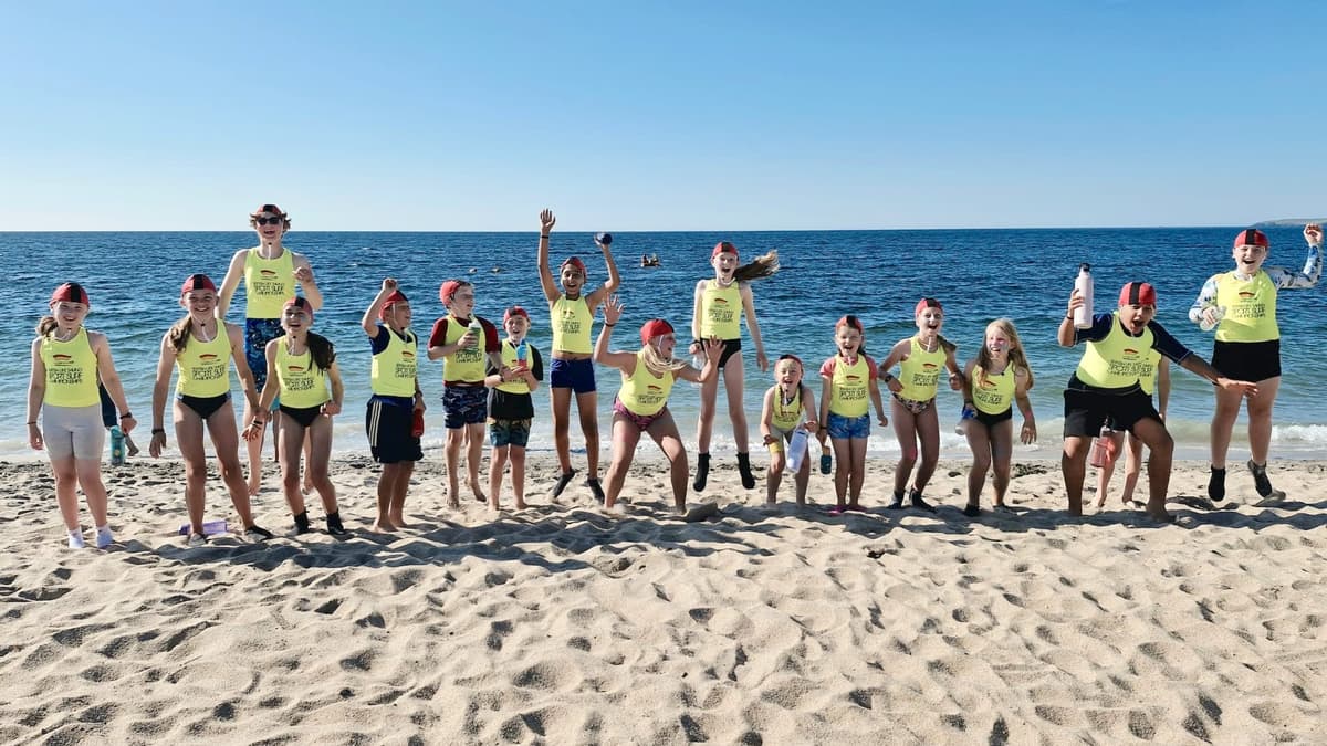 Hundreds of youngsters from across Cornwall at surf life saving contest ...