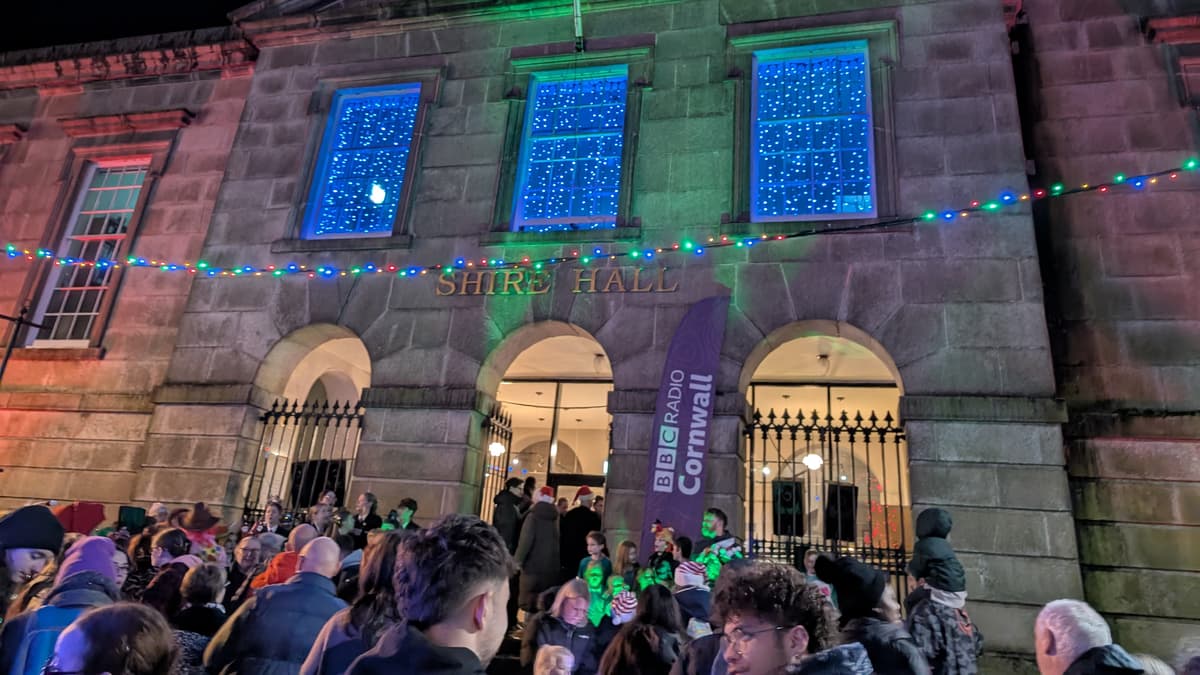 Bodmin Christmas light event hailed as a success | holsworthy-today.co.uk