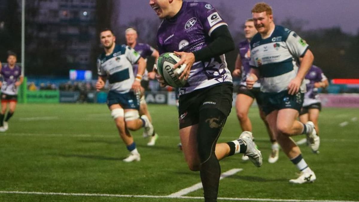 Pirates pick up losing bonus-point at in-form Coventry | holsworthy ...