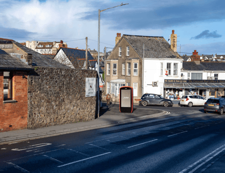 Objections mount to controversial Bude 'city style' ad boards ...