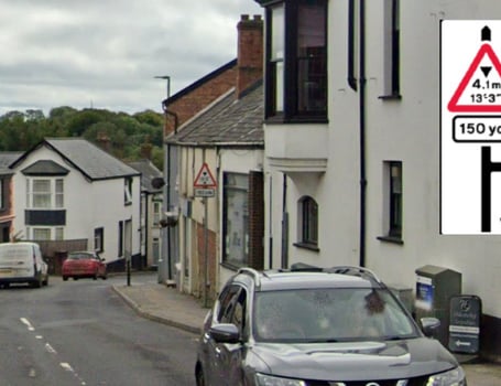 Hopes that new signage will stop Holsworthy traffic chaos | holsworthy ...