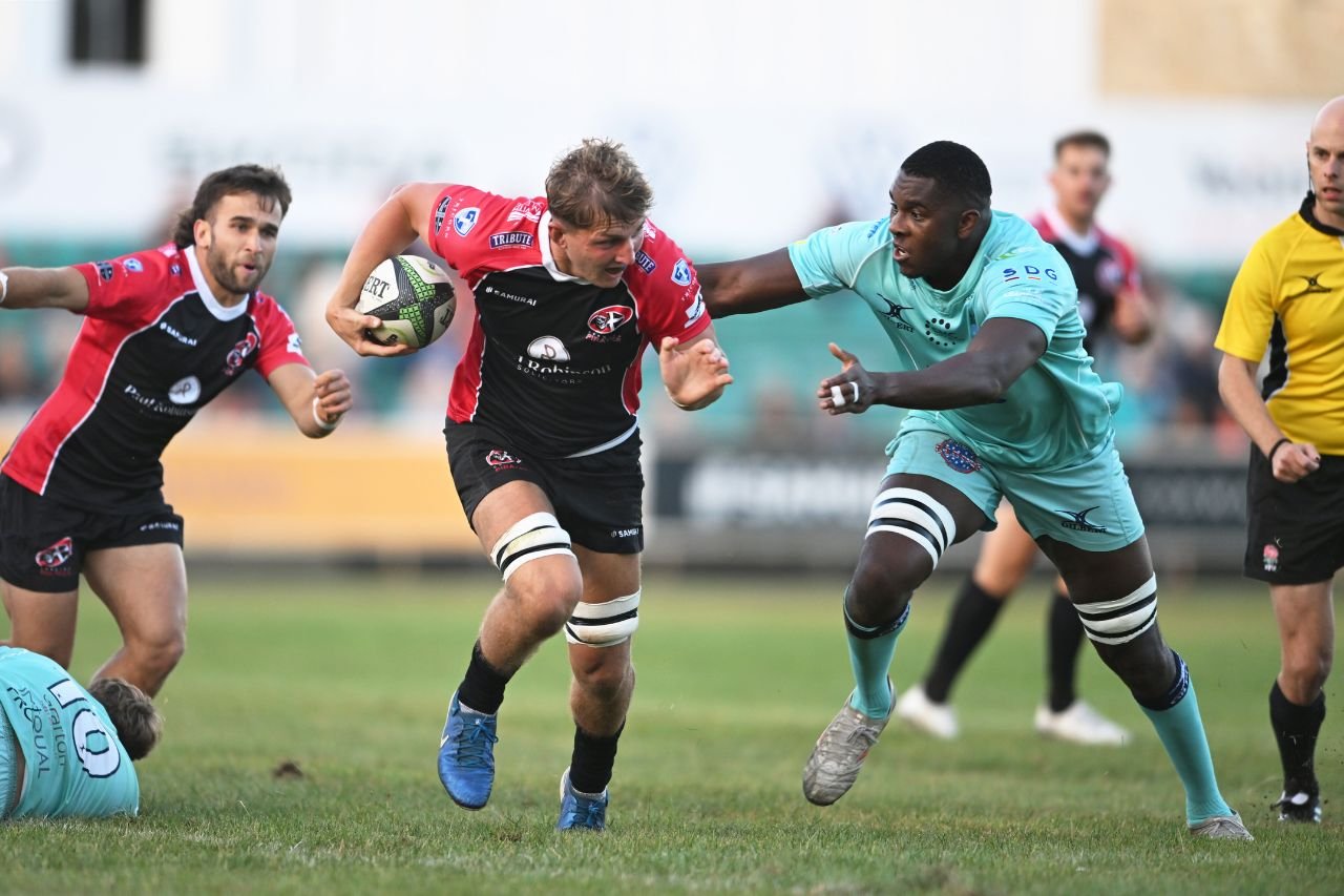 Clark and Elderkin commit to Pirates ahead of new campaign | holsworthy ...